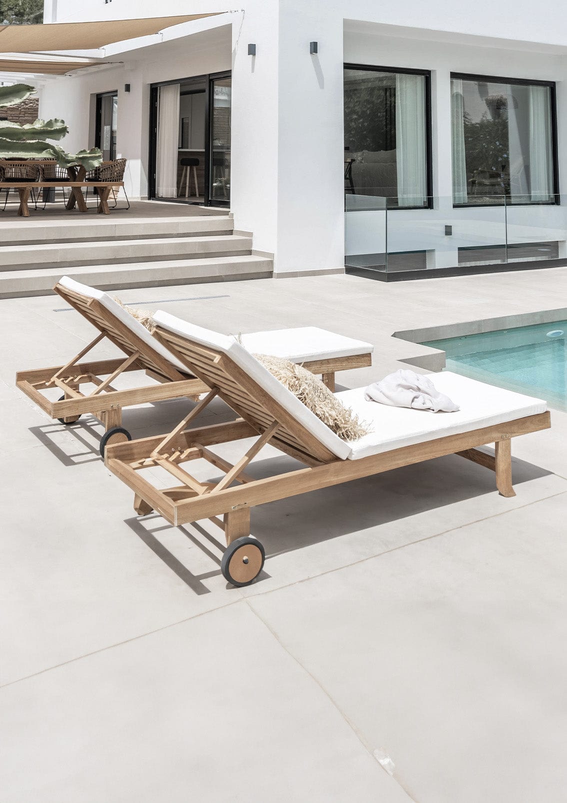 Outdoor Selection – Zoco Home